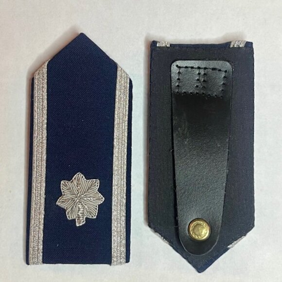 Vanguard | Accessories | Nwt Us Air Force Lieutenant Colonel Shoulder ...